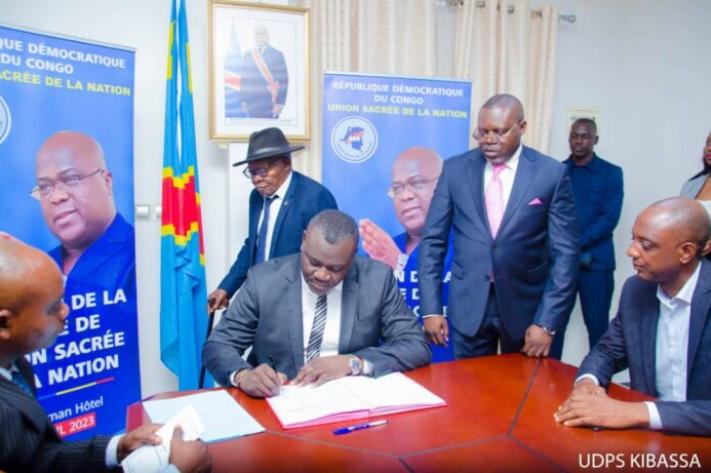 Kibassa UDPS et SG Umba signent le document fondateur d’une Union ...