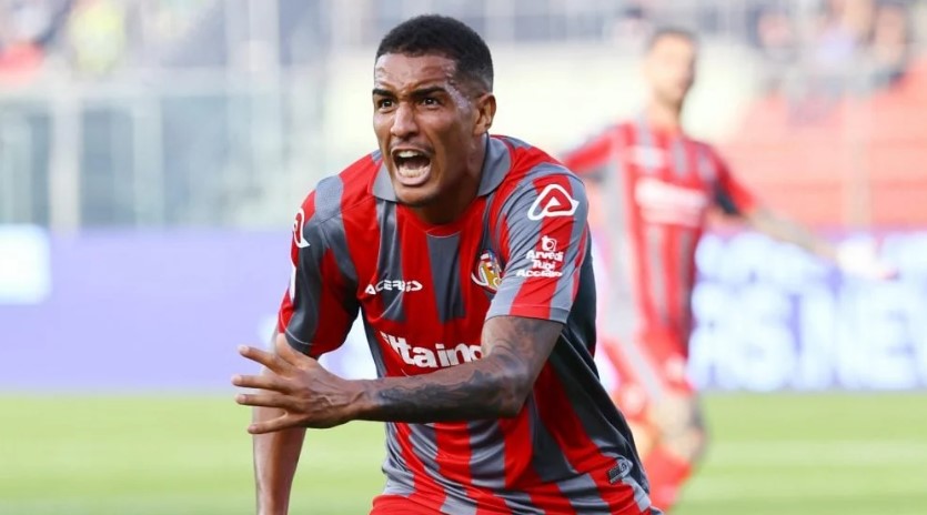 Actualité Sport RDC | Charles Pickel héroïque : son premier but sauve ...